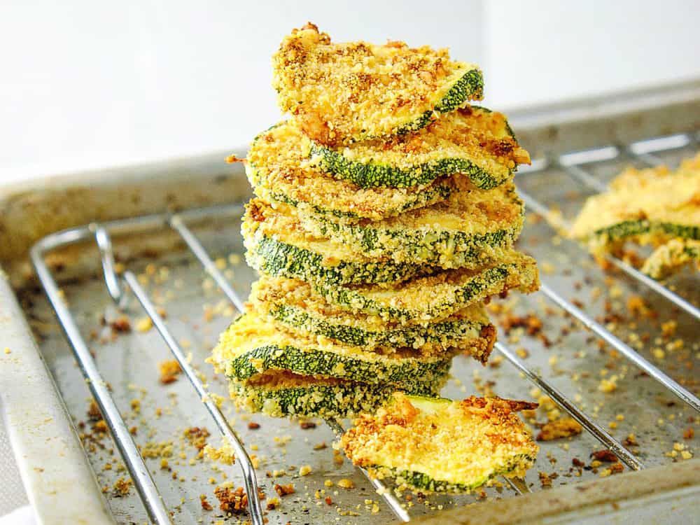 Courgette Chips With Parmesan (Baked Zucchini Chips) | The Picky Eater