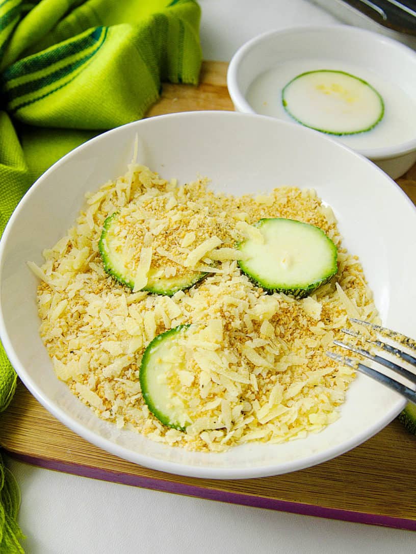Courgette Chips With Parmesan (Baked Zucchini Chips) | The Picky Eater