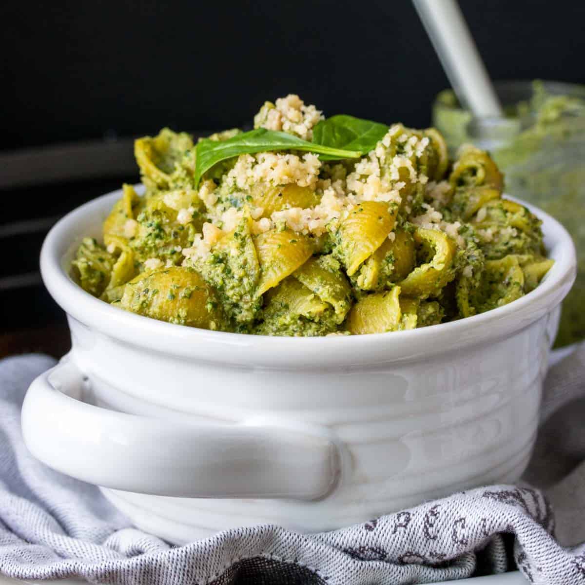 Vegan Broccoli Pesto Pasta (Healthy Recipe!) - The Picky Eater