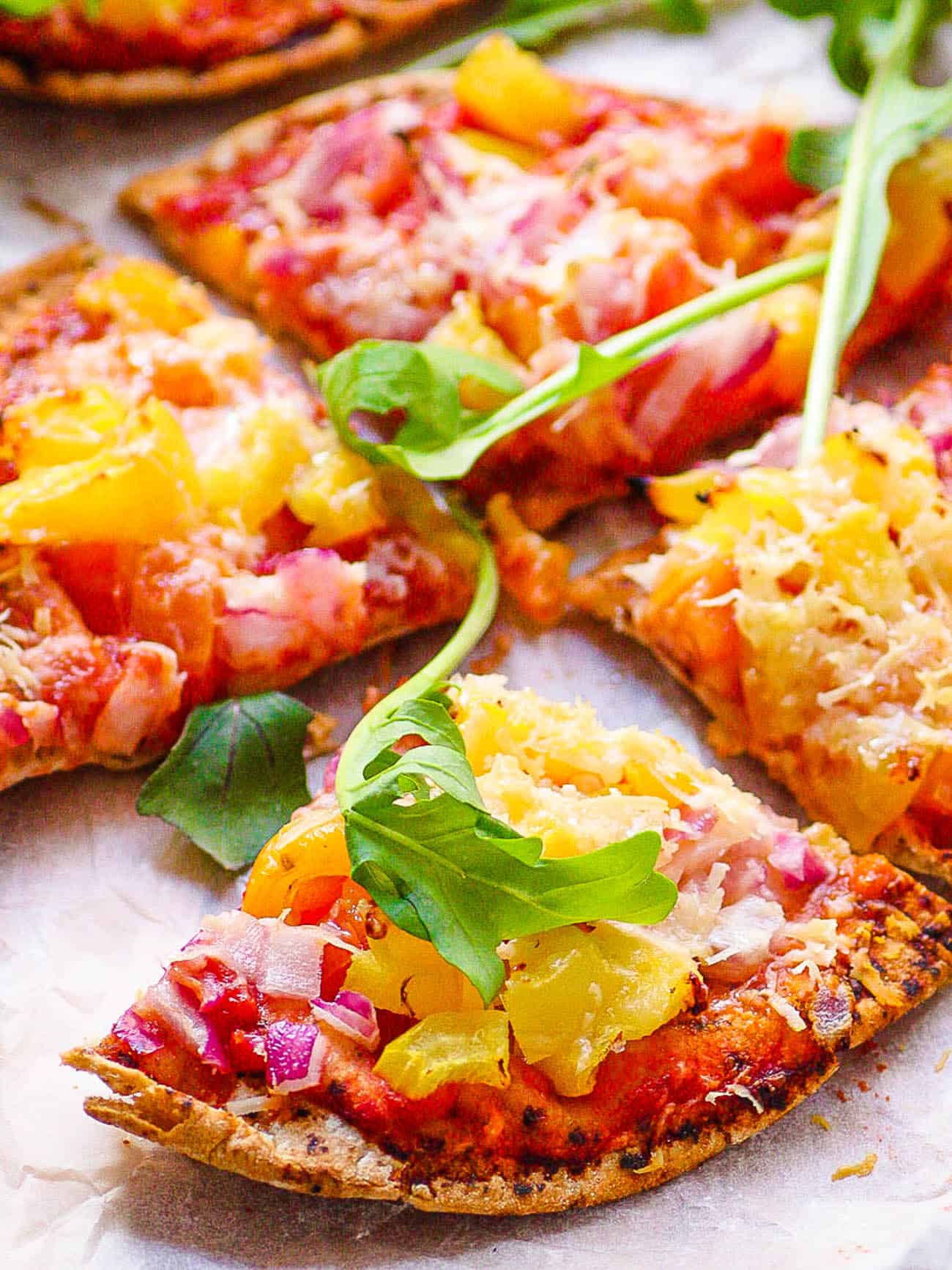 Easy Pita Pizza Recipe (With 8 Variations) | The Picky Eater