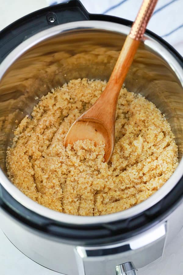 Pressure Cooker Quinoa (Instant Pot Recipe) | The Picky Eater