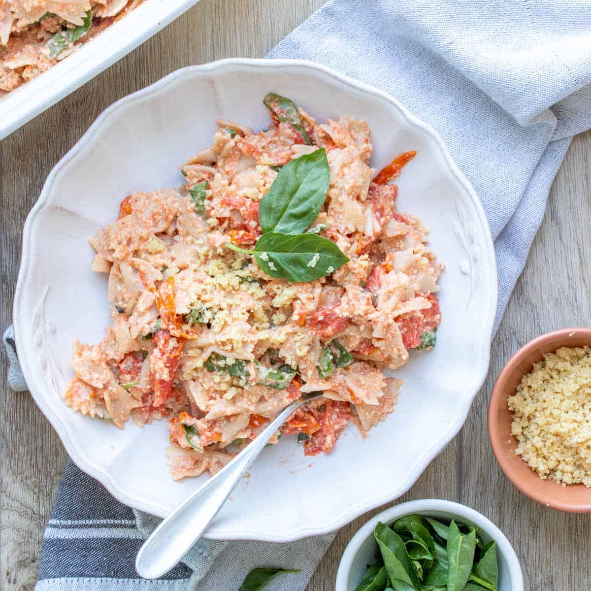 Vegan Mayo Recipe (Easy,10-Minutes!) - The Picky Eater