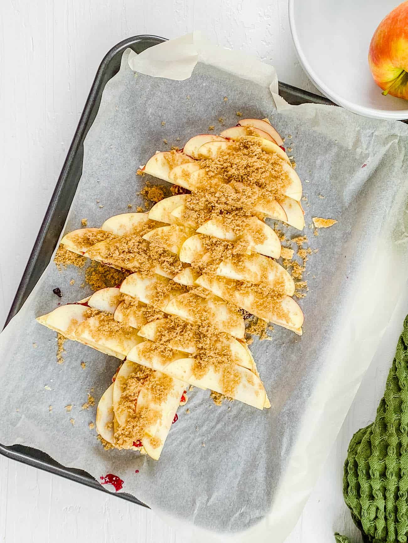 Puff Pastry Christmas Tree (Delicious Recipe!) | The Picky Eater