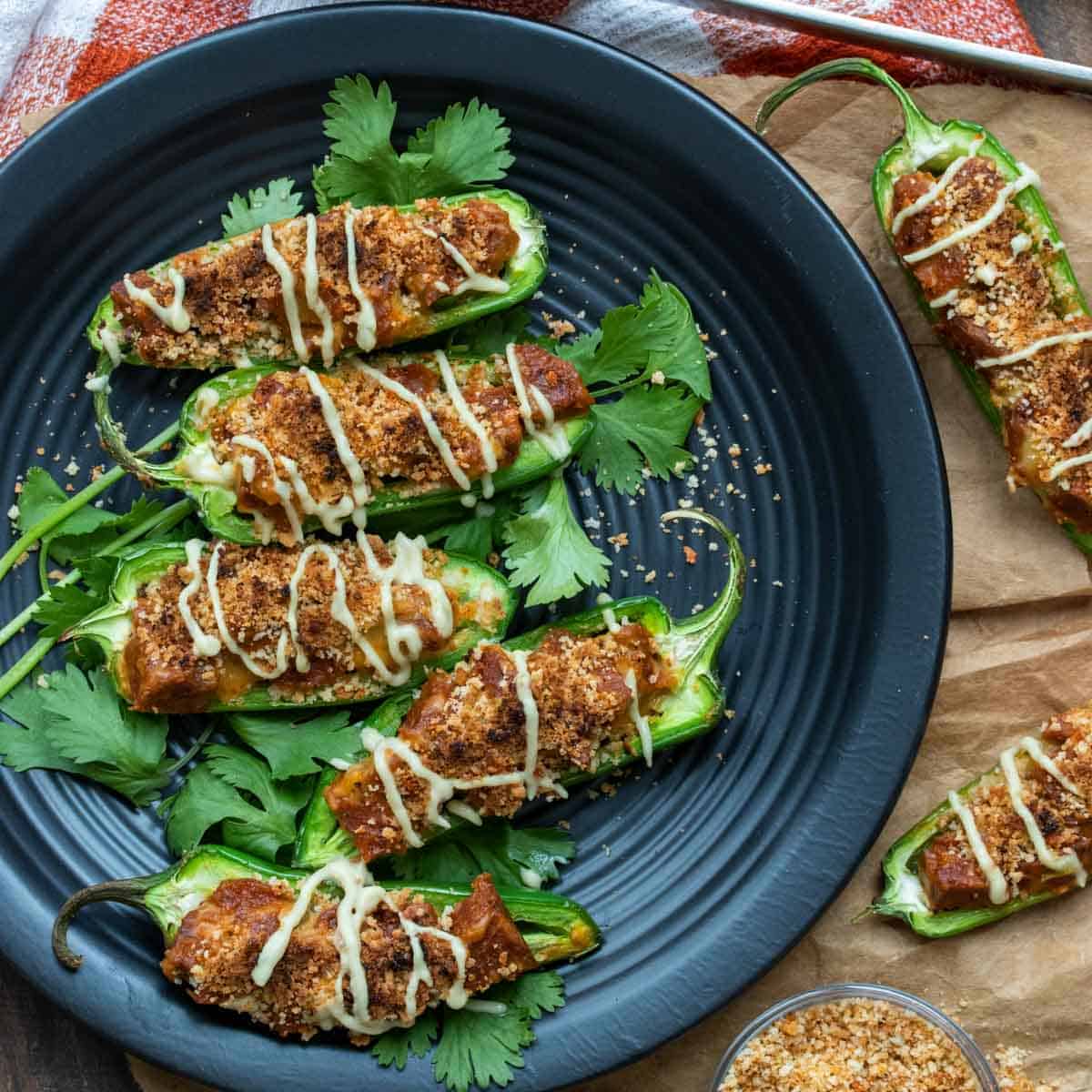 Vegan Jalapeño Poppers (Creamy, Spicy, Easy To Make!) | The Picky Eater