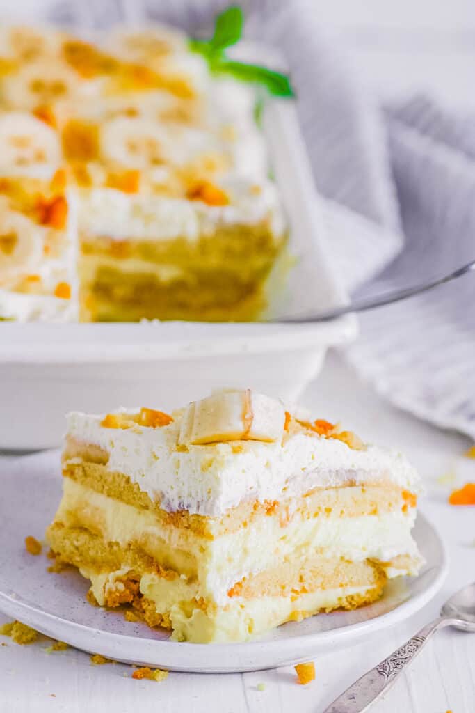 No-Bake Banana Pudding Lasagna (Easy & Creamy!) | The Picky Eater