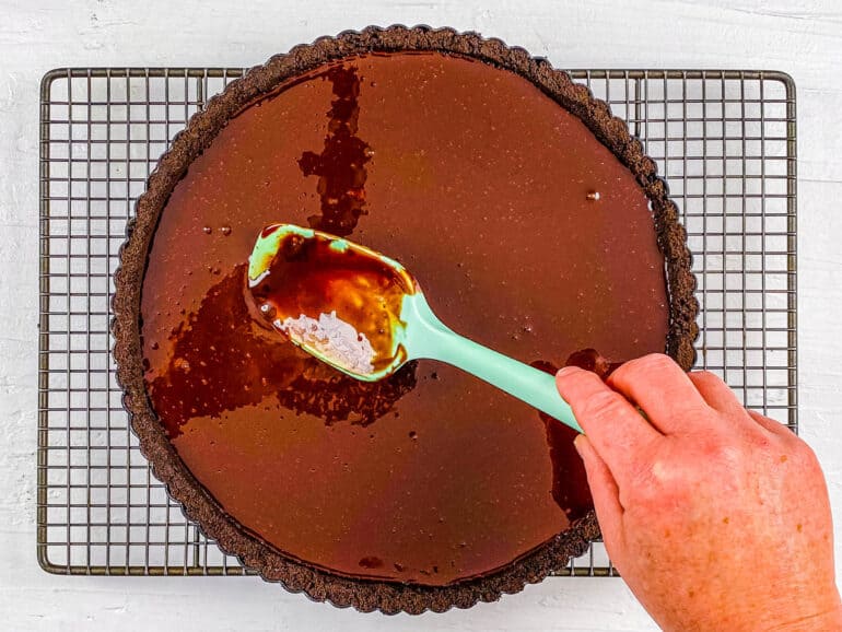 Oreo Tart (No Bake Recipe!) | The Picky Eater