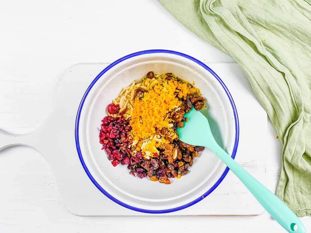 Vegan Christmas Pudding | The Picky Eater