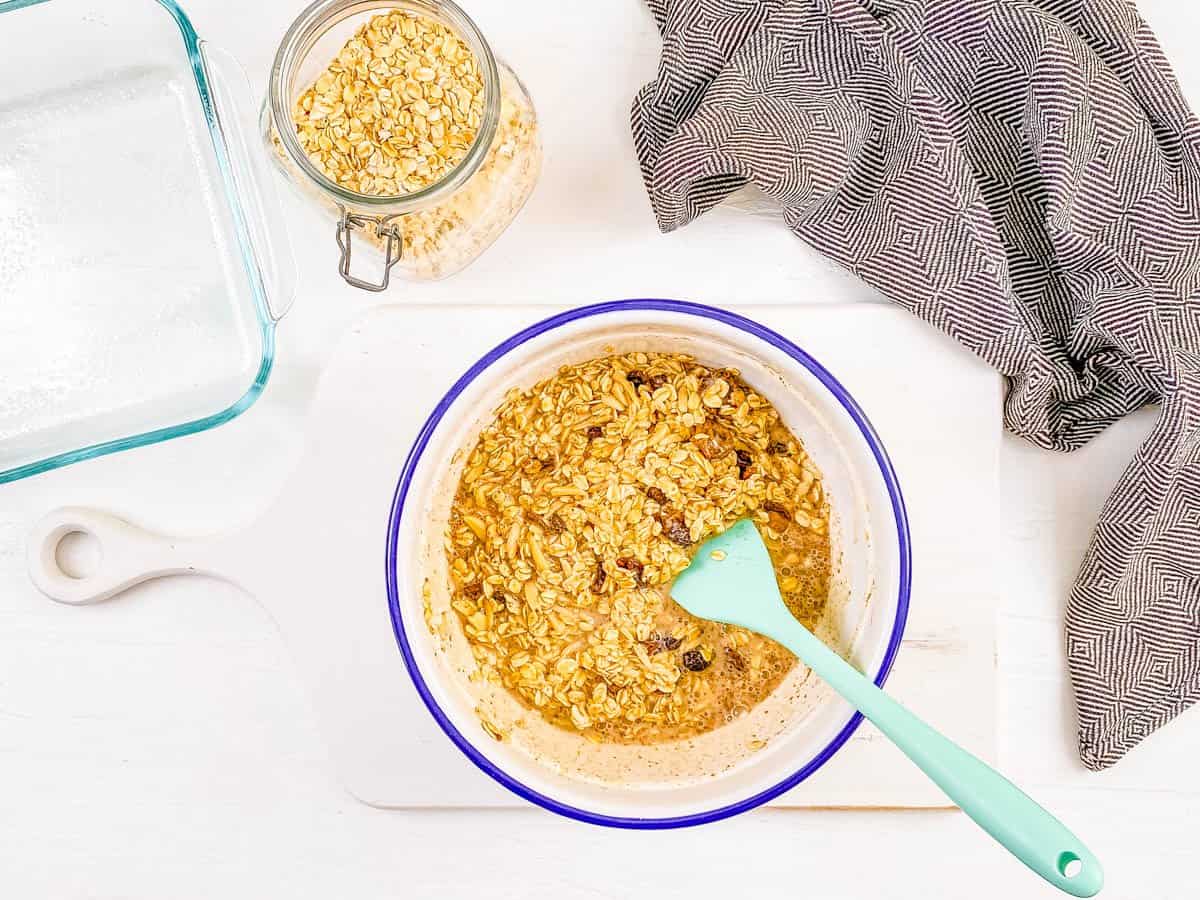 Baked Oats Without Banana | The Picky Eater