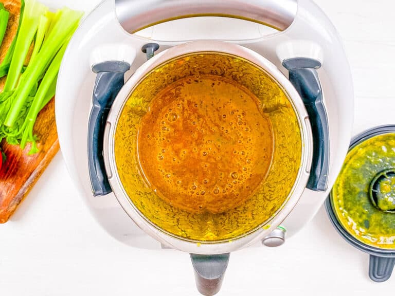 Easy Savory Tomato Smoothie | The Picky Eater