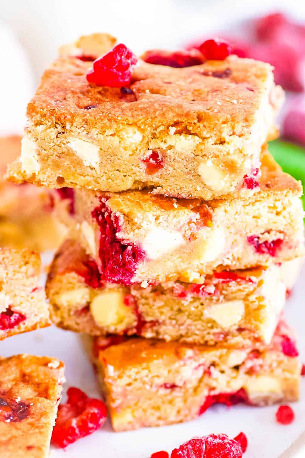 White Chocolate And Raspberry Blondies - The Picky Eater