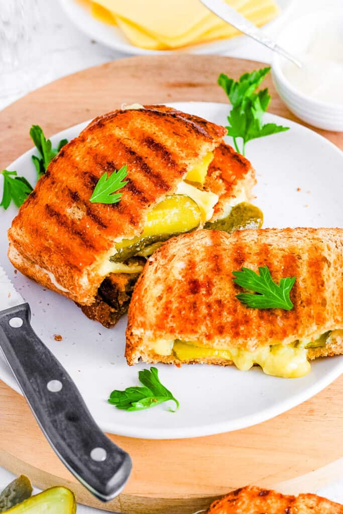 Ultimate Grilled Cheese With Pickles (Tangy & Delicious!) | The Picky Eater