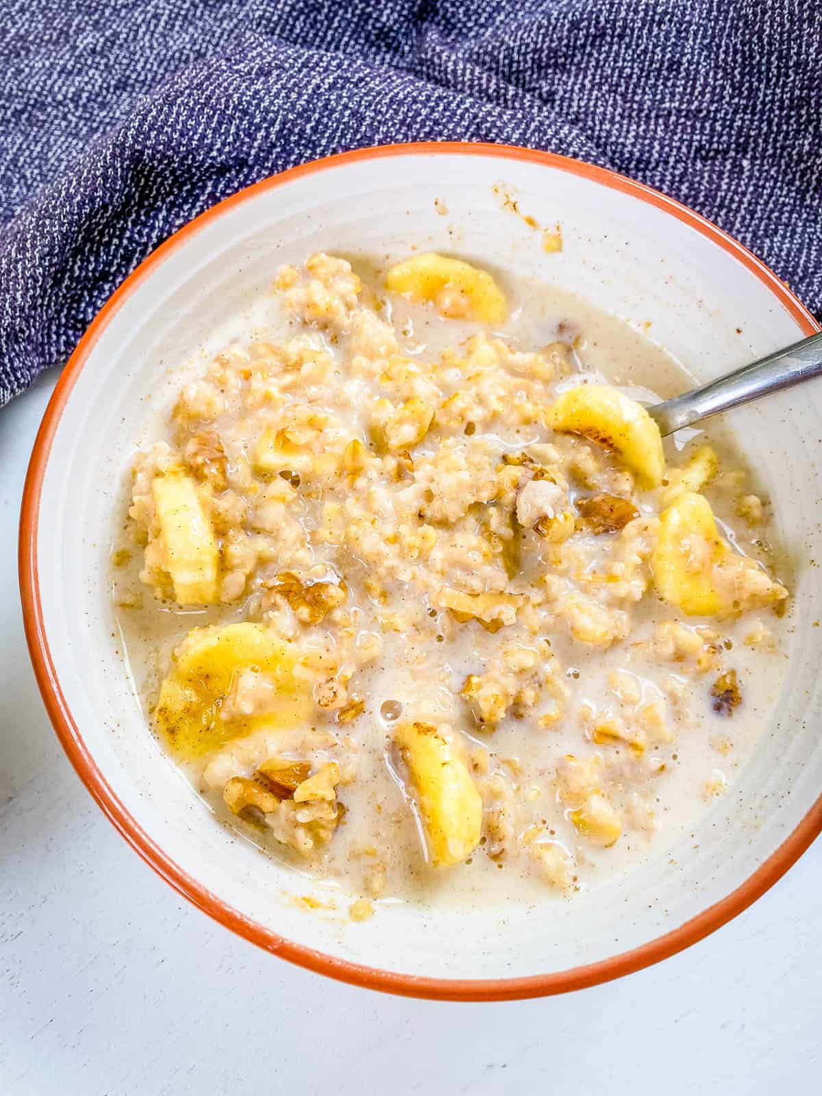 Bananas And Cream Oatmeal | The Picky Eater