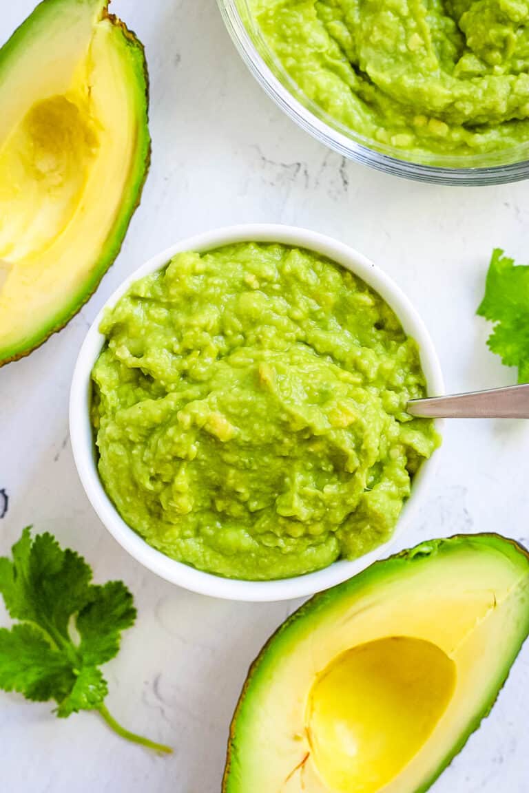Avocado Puree For Baby (Homemade Baby Food) | The Picky Eater
