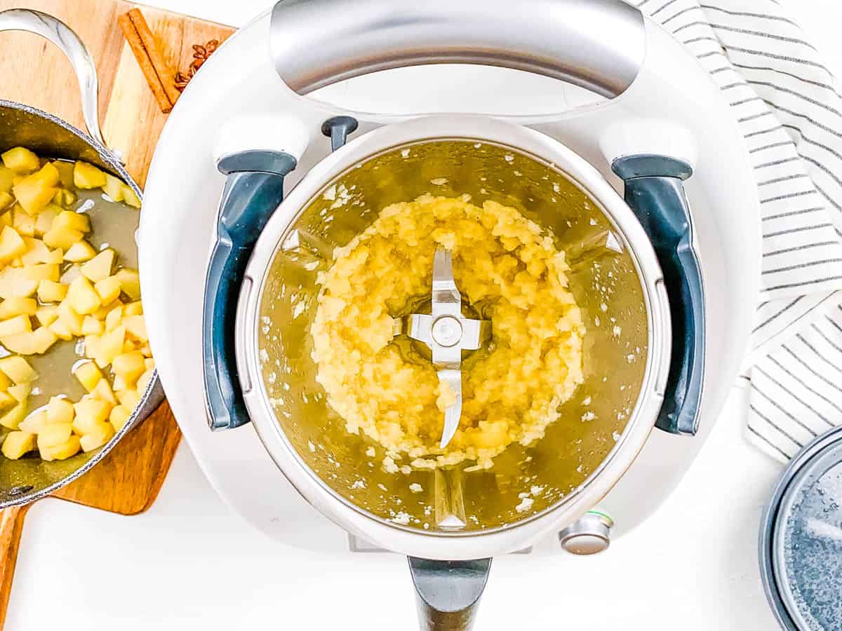 Pear Compote | The Picky Eater