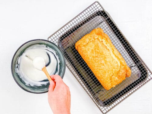 Vegan Pound Cake | The Picky Eater