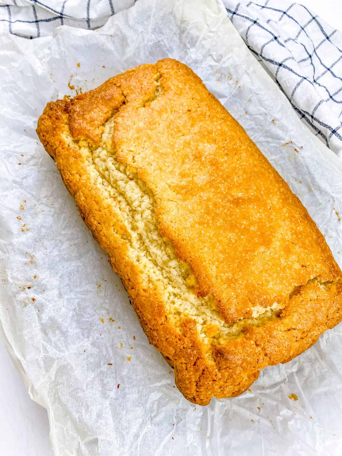 Vegan Pound Cake | The Picky Eater