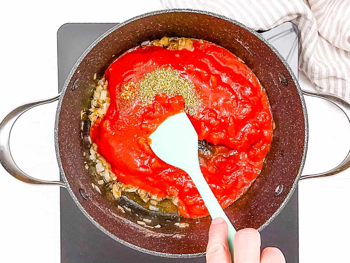 Pink Sauce Pasta (Easy Recipe!) | The Picky Eater