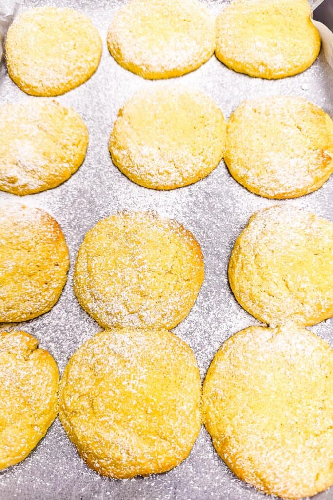 Lemon Butter Biscuits | The Picky Eater