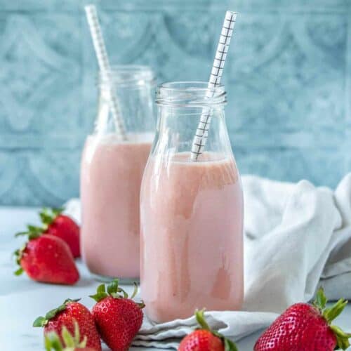 Vegan Strawberry Milk (Healthy, Kid-Friendly!) - The Picky Eater